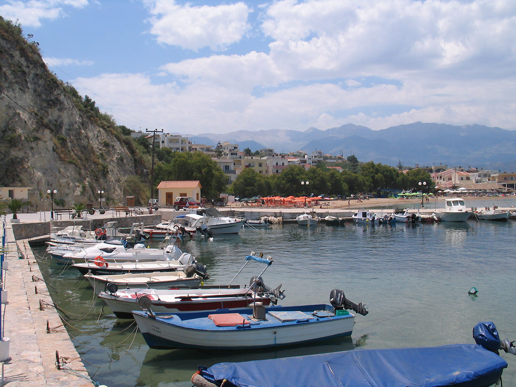 Kalives West Kreta. Hotels, Tipps u. Informationen. Fotos.