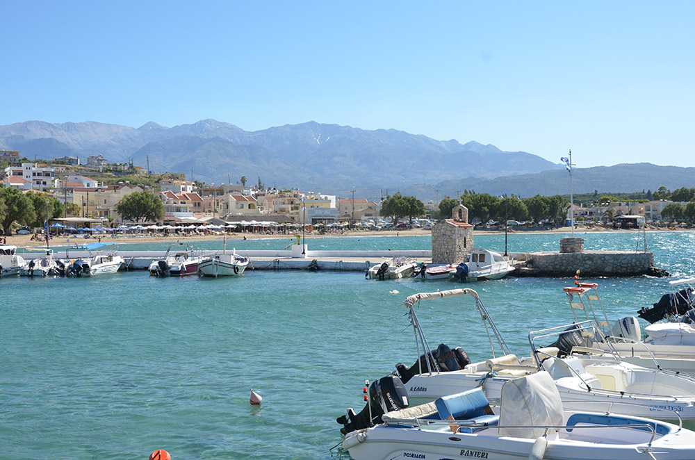 Kalives (Calives) - Crete. Hotels & Information. Travel Guide